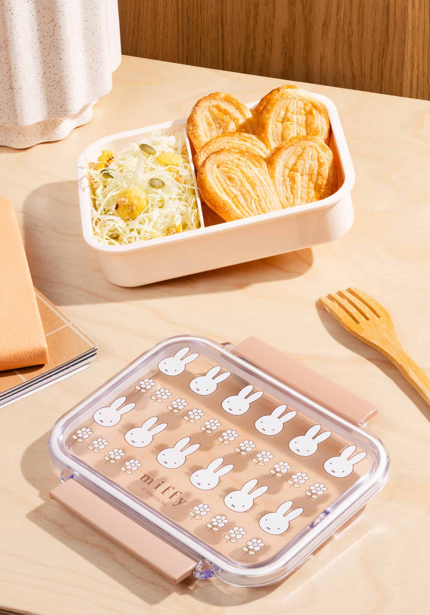 Miffy Lunch Box 18.6oz (Miffy 23) - Clever Idiots Wholesale